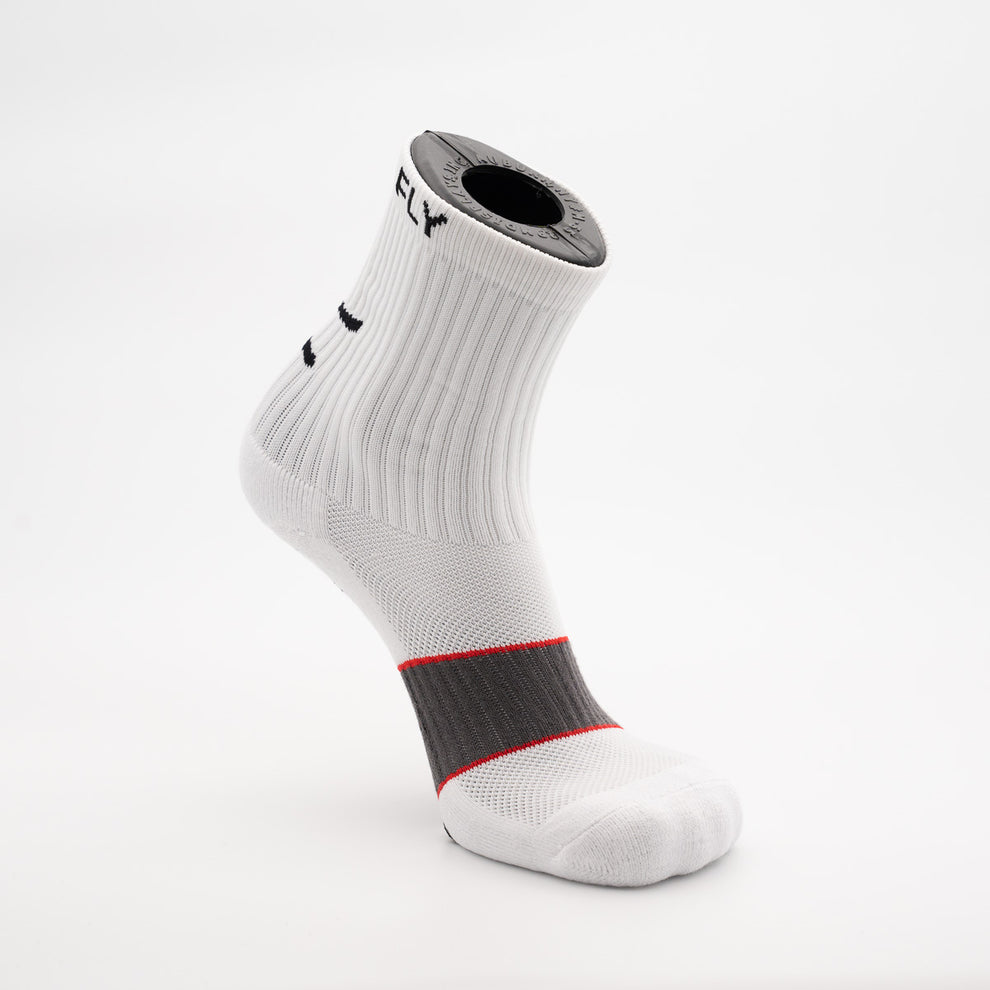 White Fly Grip Socks – flygripsocks